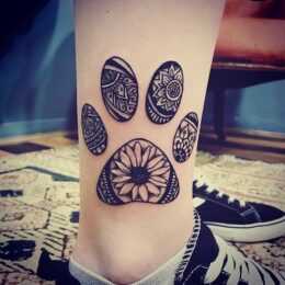 Custom Creative Paw Print Tattoo Ideas for Animal Enthusiasts ...