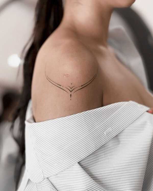 Shoulder Blade Tattoos Female Bronctattooaus Shoulder Blade Tattoos Female Bronctattooaus