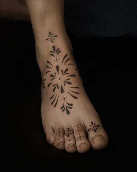 The Ultimate Guide to Foot Tattoos: Style, Care & Considerations